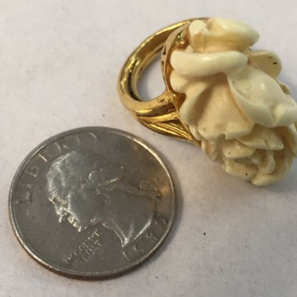 Trifari | Jewelry | Vintage Signed Trifari Carved Rose Lucite Ring ...